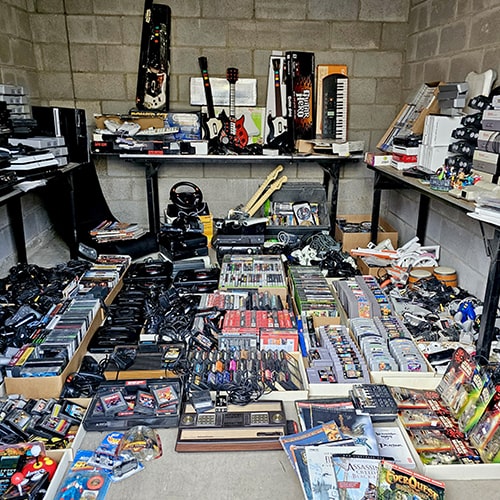 We Buy Storage Contents